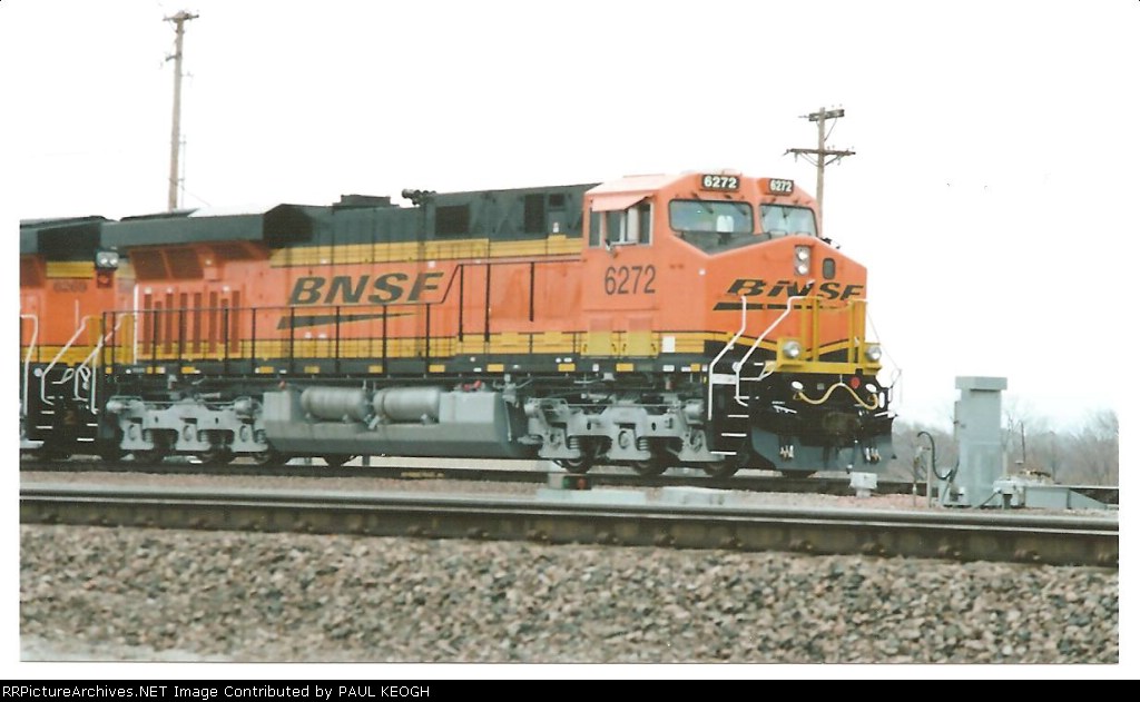 BNSF 6272 pulls out of Cushman Junction at BNSF West Lincoln yard, NE.